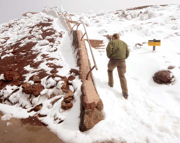 Haleakala winter wonderland: Trips up to snow still not happening ...
